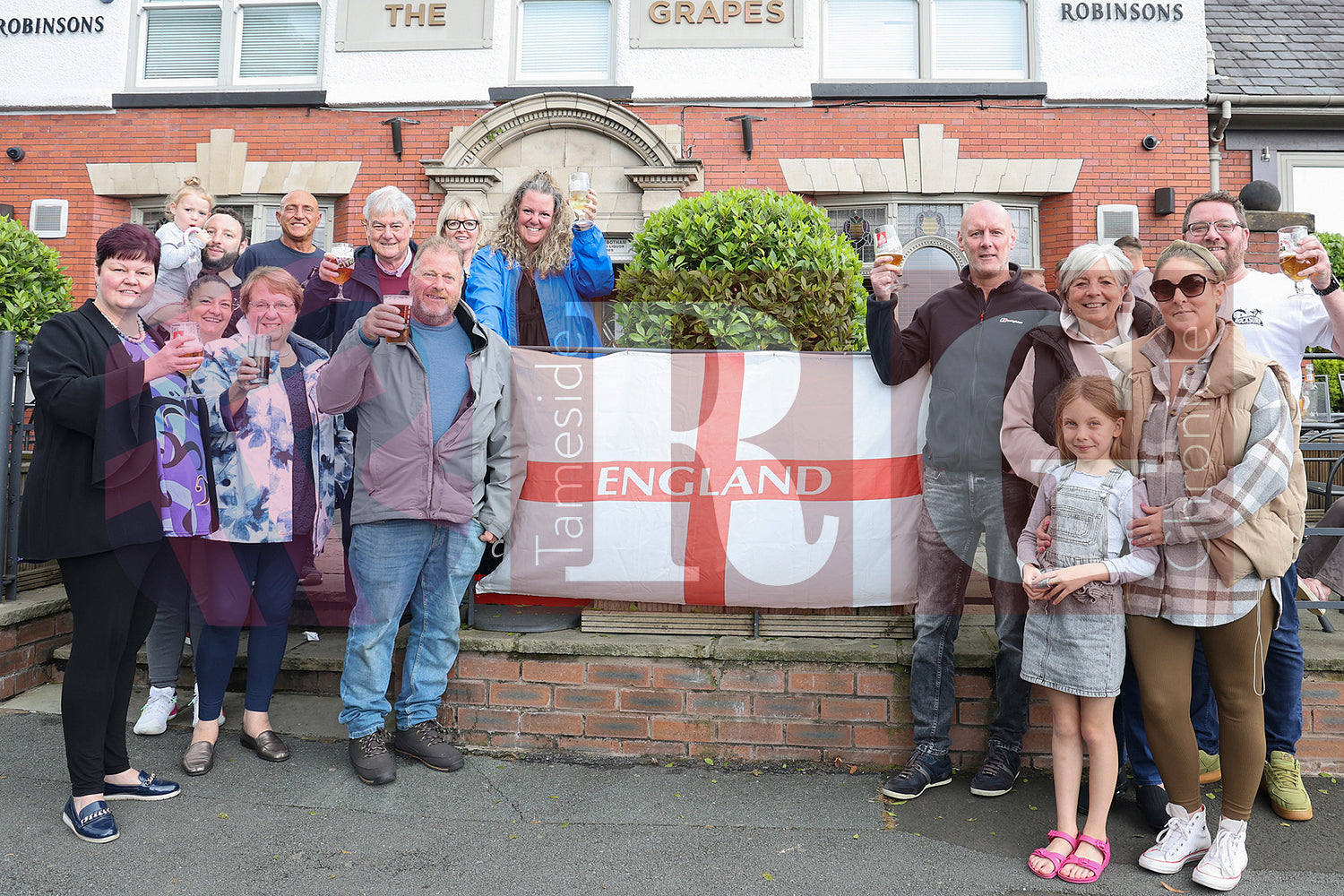 GEE CROSS HYDE (5).JPG – Digital Photos